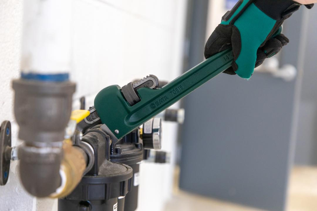 Shop Pipe Wrenches from SATA